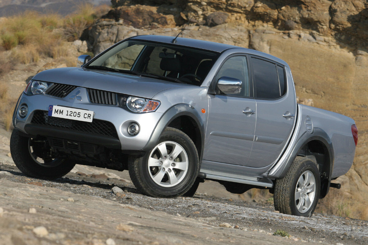 Mitsubishi L200 2010: Precios, motores, equipamientos