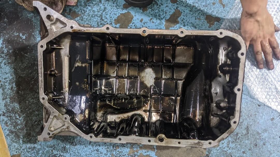 Cárter del coche: Qué es, para qué sirve, problemas y precio del cárter