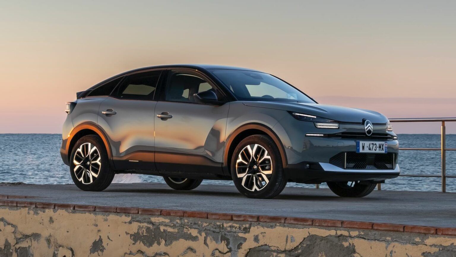 Citroën C4 2025 | Prueba | Híbrido con etiqueta ECO | Opiniones