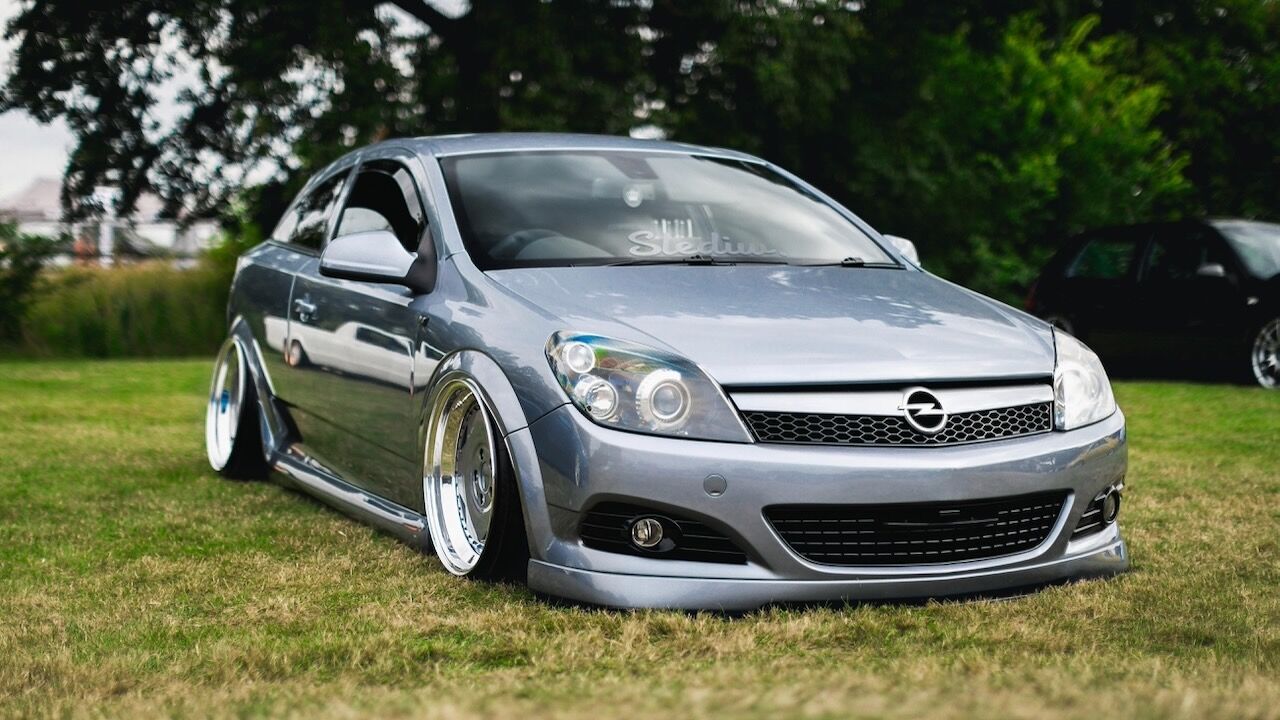 Ángulos de caída: el ajuste invisible que cambia cómo se comporta tu coche